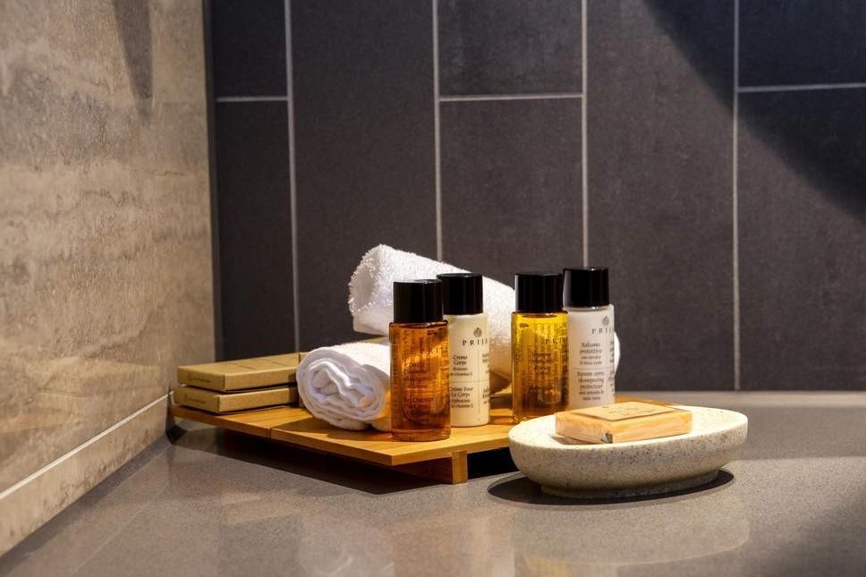 Hilton Starts Recycling Half-Used Hotel Room Soaps For a Good Cause ...
