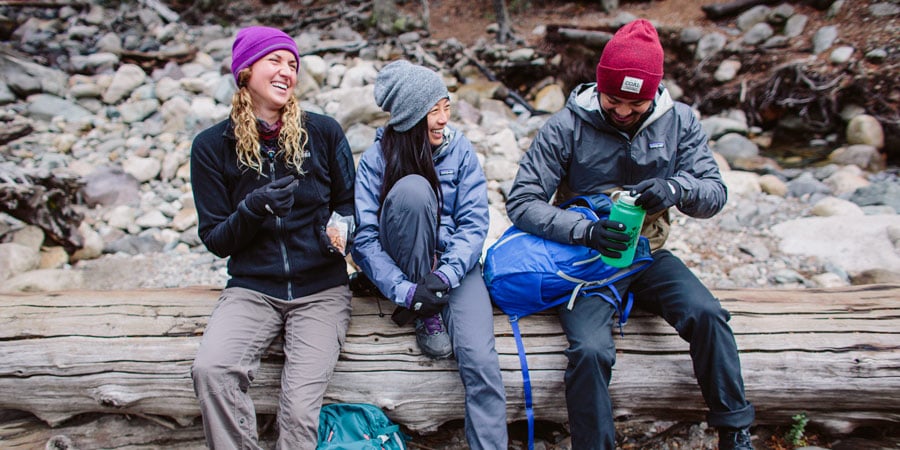 First-Time Hiker Checklist: Packing the Basics - StoryV Travel & Lifestyle
