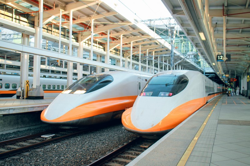 Top 5 Countries With The Best Transportation Systems - StoryV Travel ...